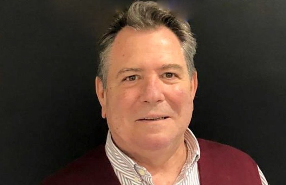 Pozuelo IN - CÉSAR LLORENTE. SE MARCHA UNA PERSONA CON MAYÚSCULAS